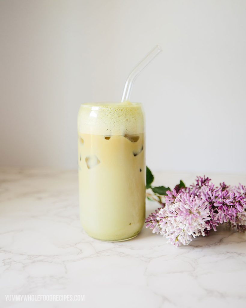 Easy Dirty Iced Matcha Latte Recipe - Yummy Whole Food Recipes